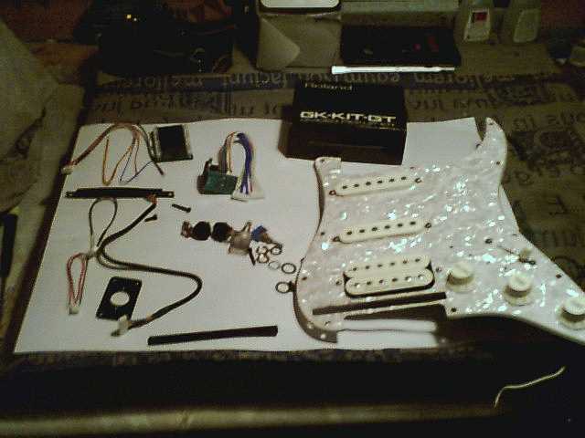 John Brindley's USA Strat - Install Internal GK2 kit